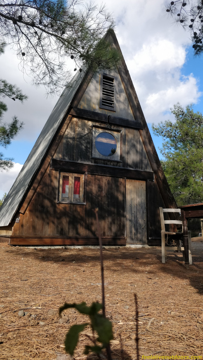 The magical cabin house in Dierona - Feel Alive Outdoors
